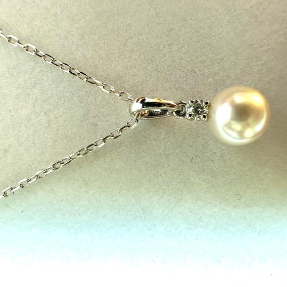 Mikimoto | Jewelry | Mikimoto 8kt Akoya Pearl And Diamond Pendant And ...